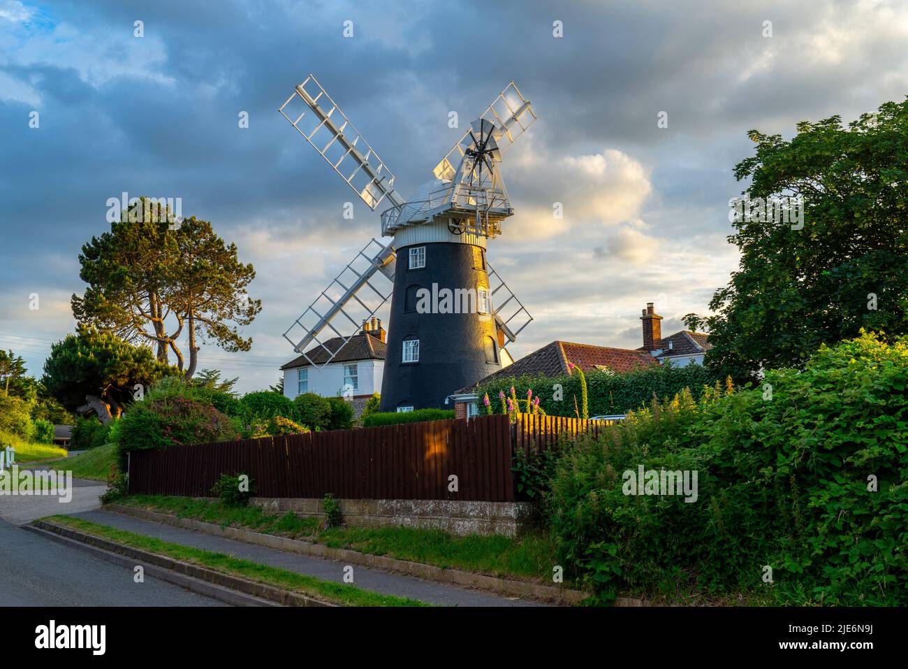 Mundesley windmill hi-res stock photography and images - Alamy