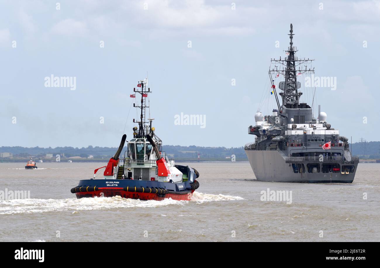 Japan maritime self defence force ships hi-res stock photography and ...