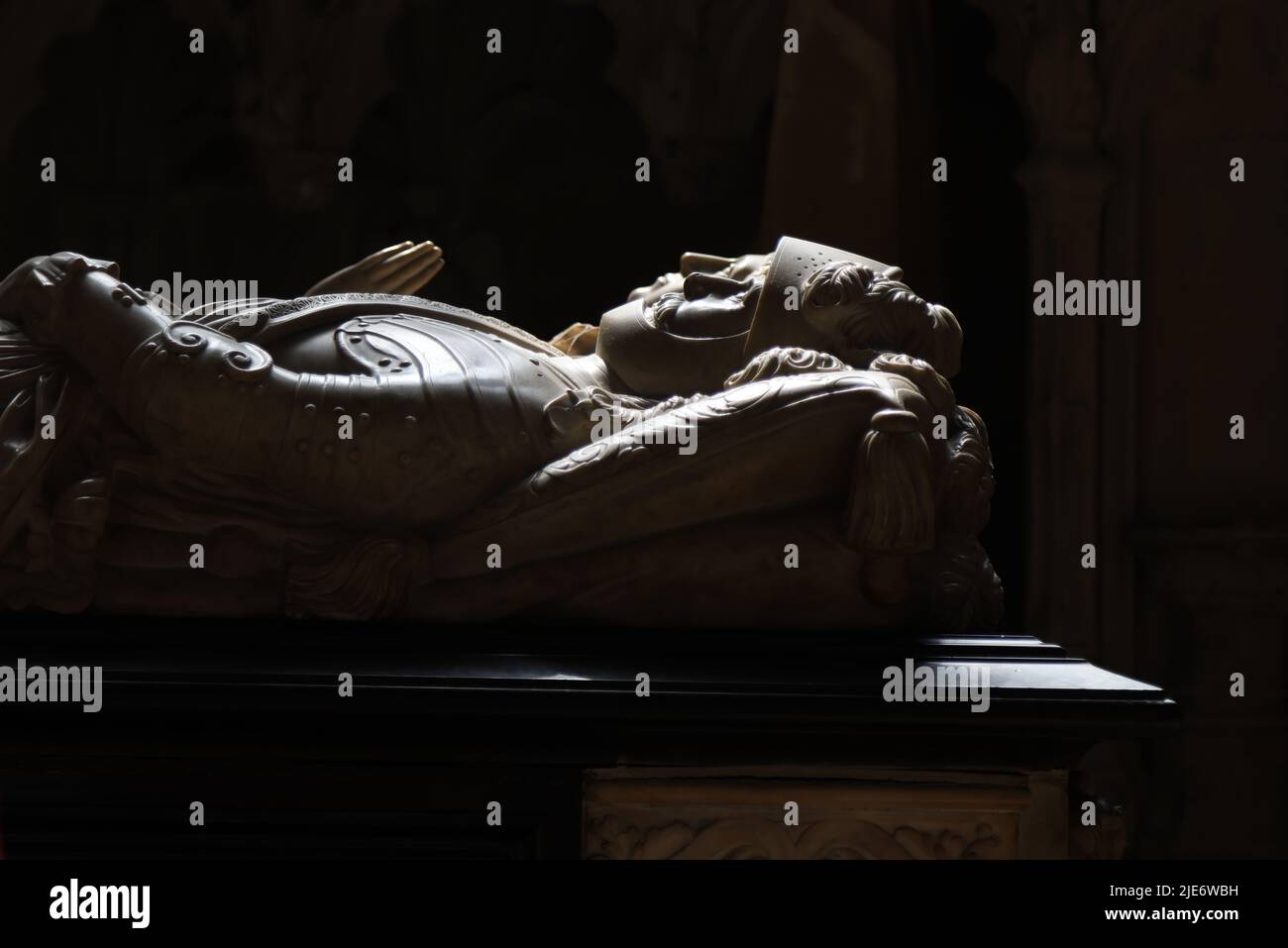 The black death 14th century grave hi-res stock photography and images ...
