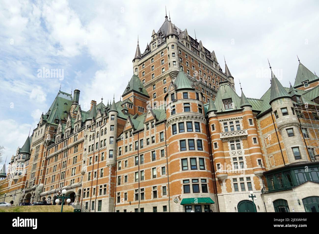 Lon 71 20429100 hi-res stock photography and images - Alamy