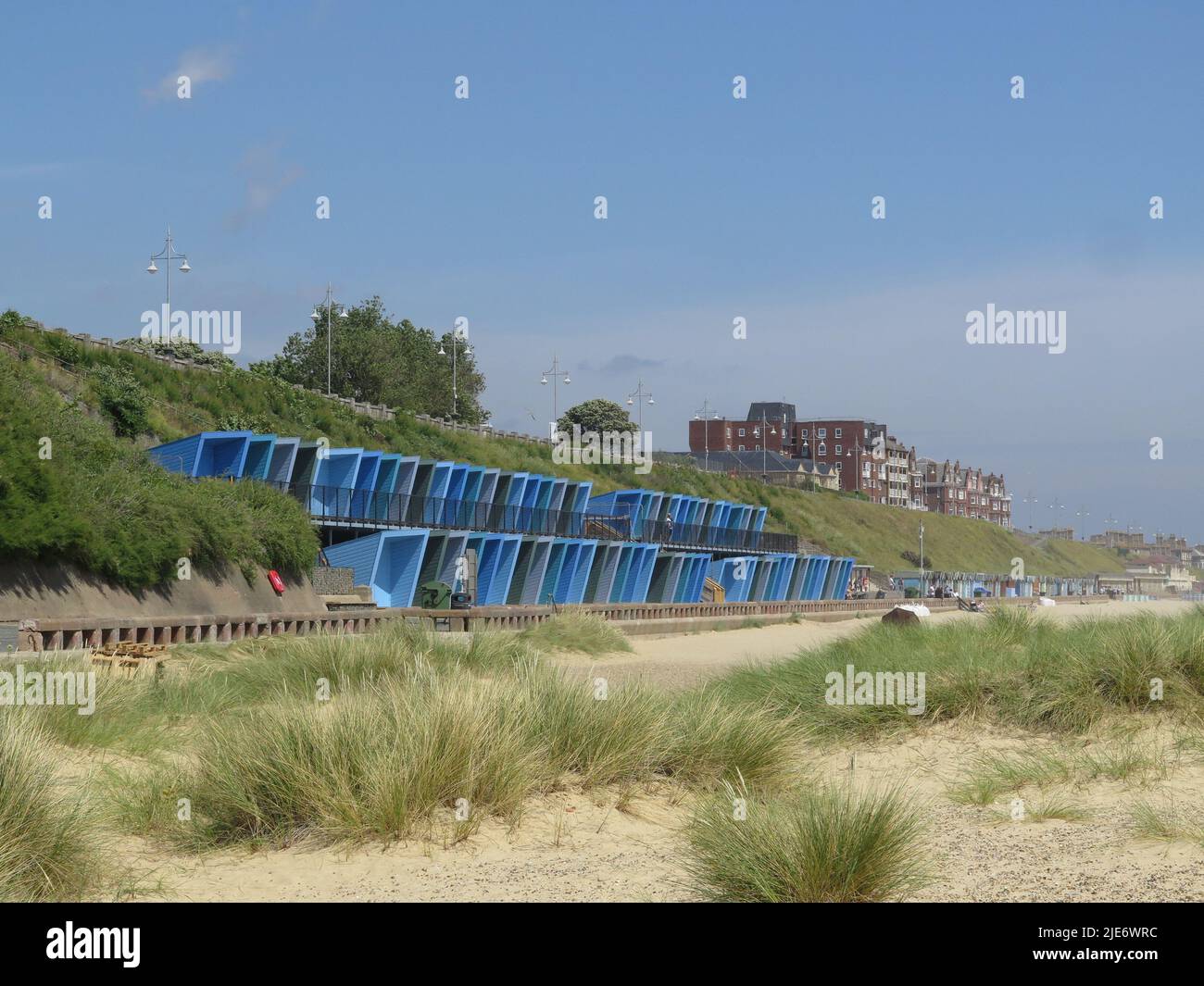 Lowestoft promenade seaside resort east hi-res stock photography and ...