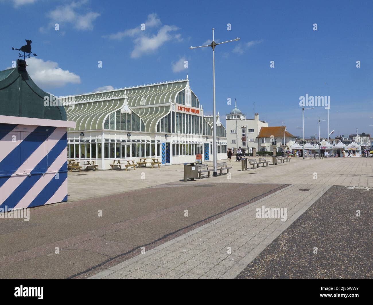 Lowestoft south pier hi-res stock photography and images - Alamy