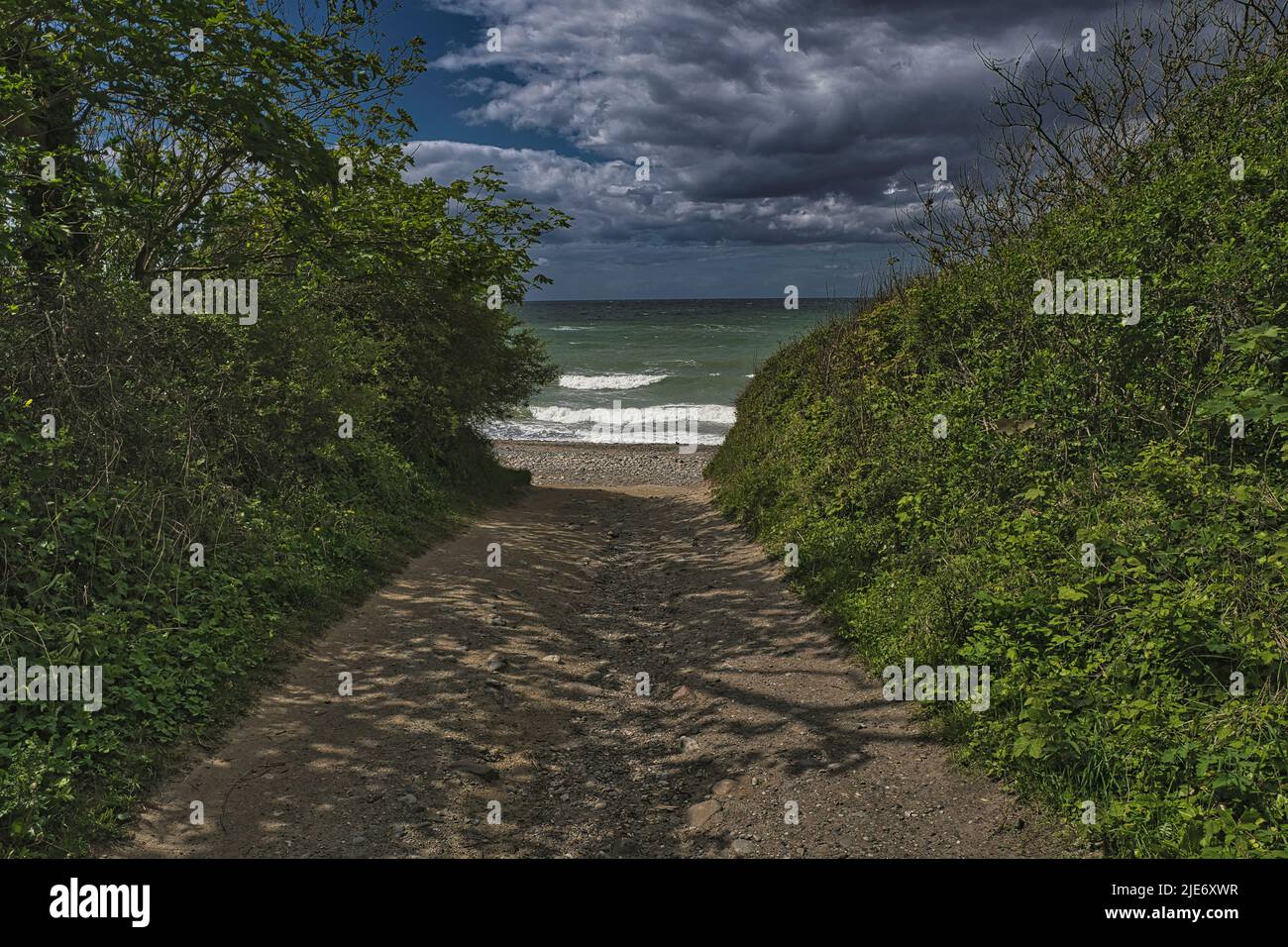 Strand pathway hi-res stock photography and images - Alamy