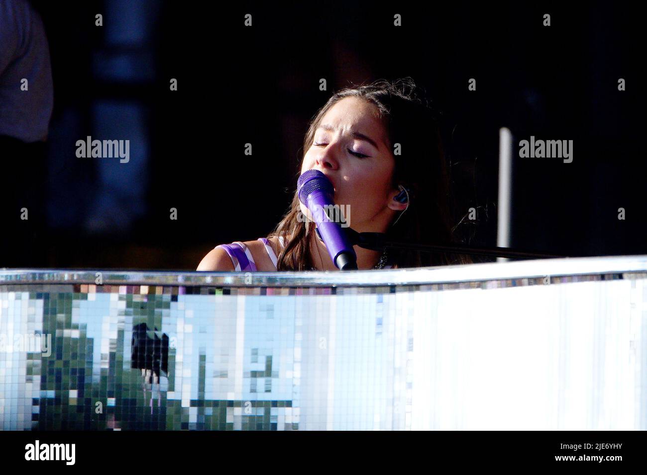 Olivia rodrigo glastonbury 2022 hi-res stock photography and images - Alamy