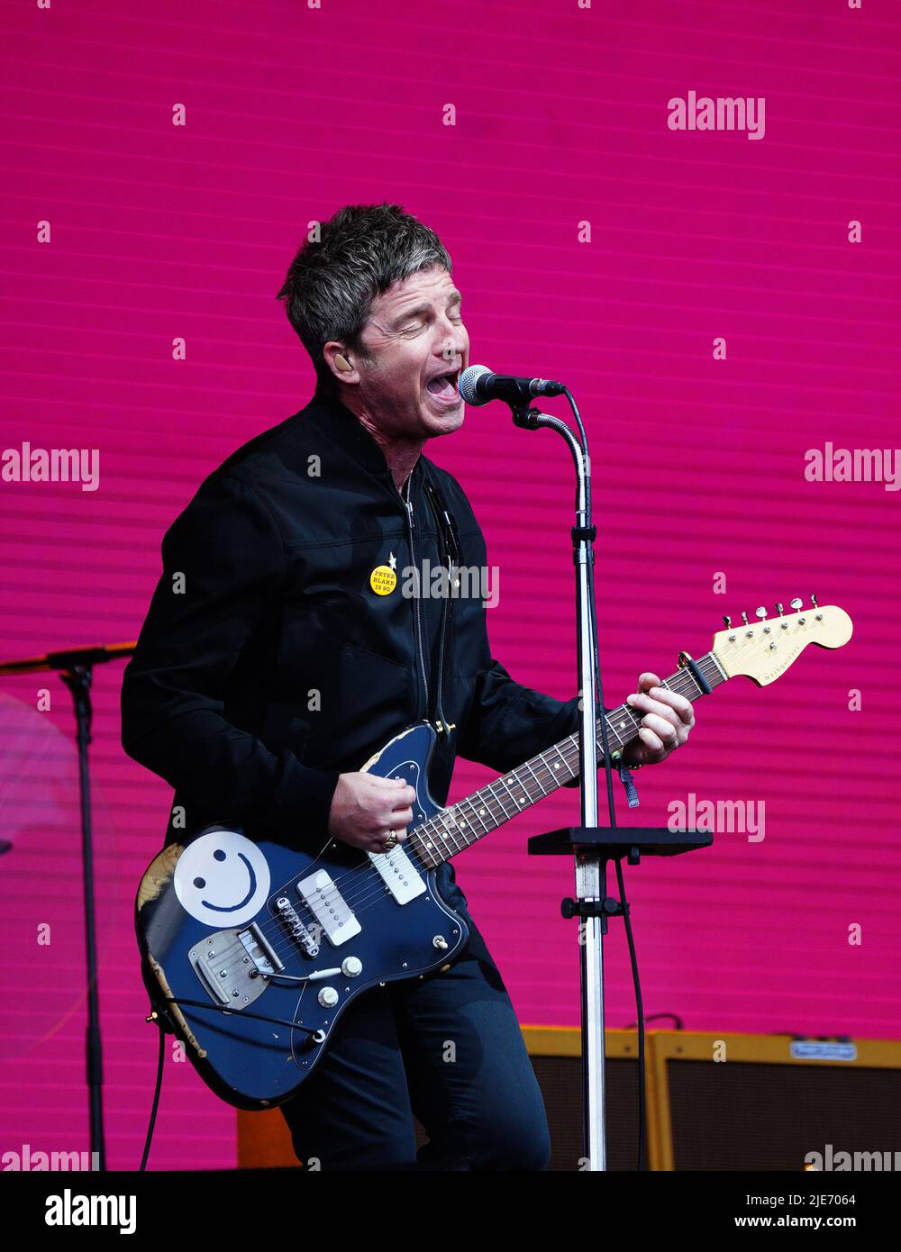 Glastonbury 2022 noel gallaghers high flying birds hi-res stock photography and images - Alamy