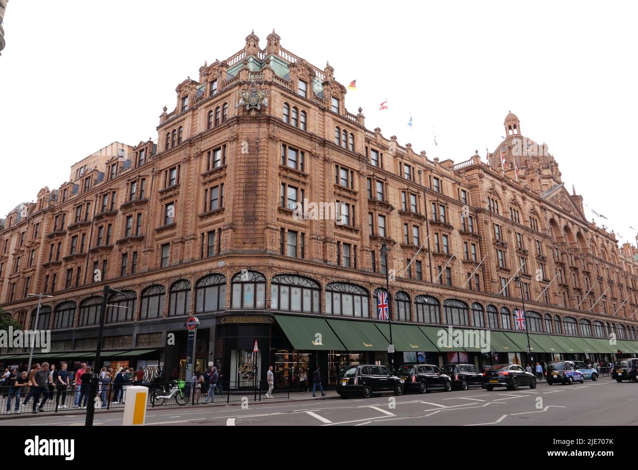 Harrods luxury store booming with customers again since Covid- 19 ...