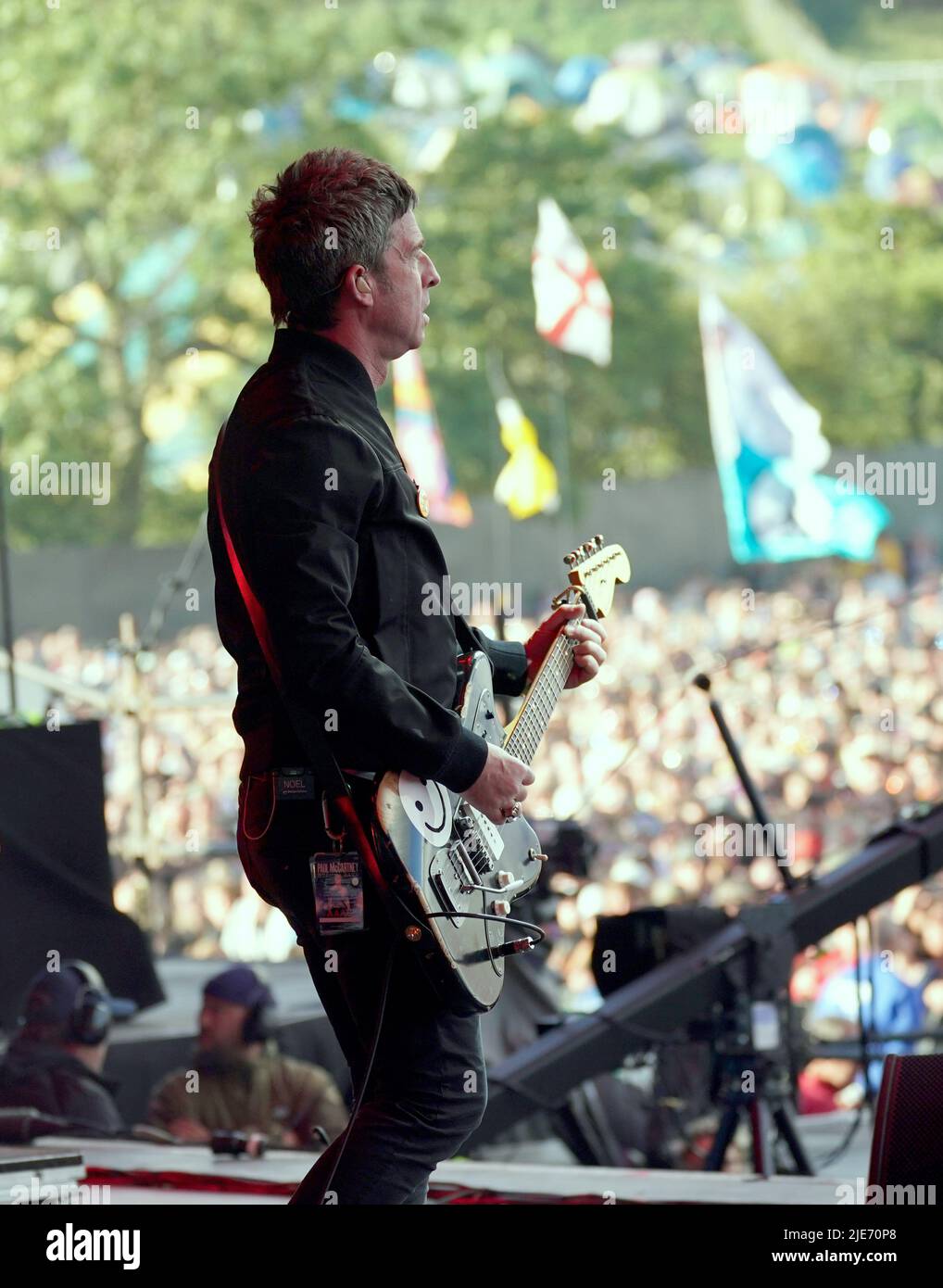 Glastonbury 2022 noel gallaghers high flying birds hi-res stock ...