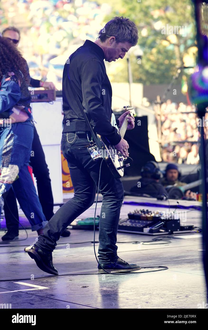 Glastonbury 2022 noel gallaghers high flying birds hi-res stock ...