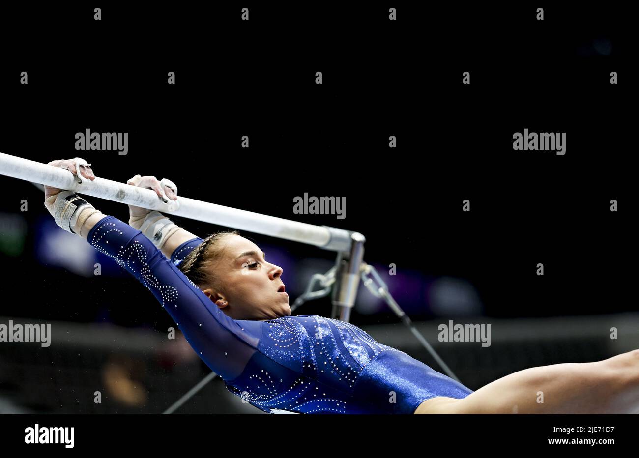 ROTTERDAM - Vera van Pol during the all-round final ladies of the Dutch ...