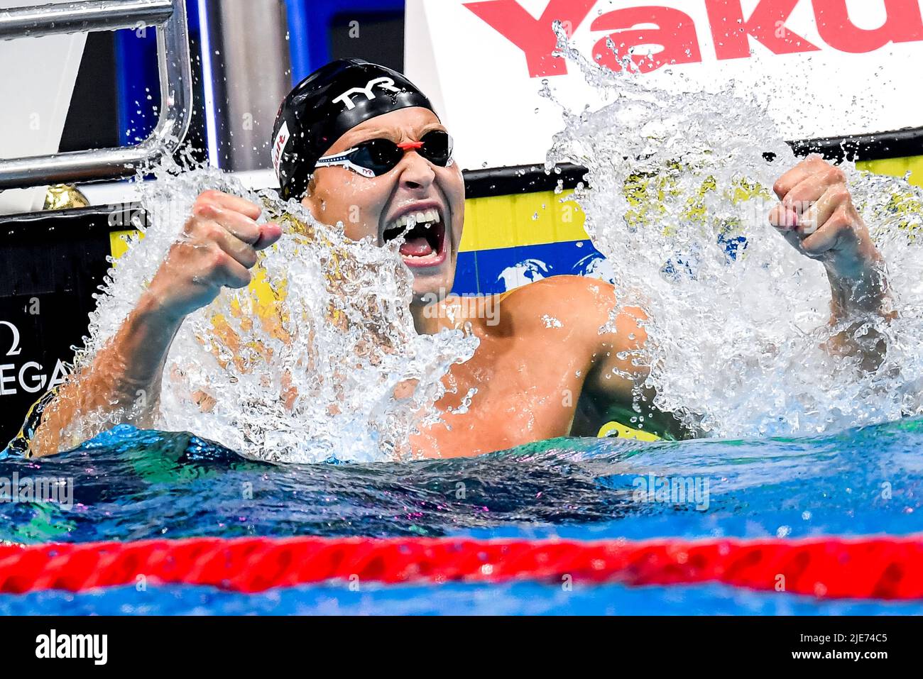 Ress justin usa celebrating gold medal hi-res stock photography and ...