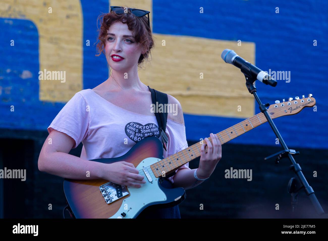 Elizabeth moen hi-res stock photography and images - Alamy