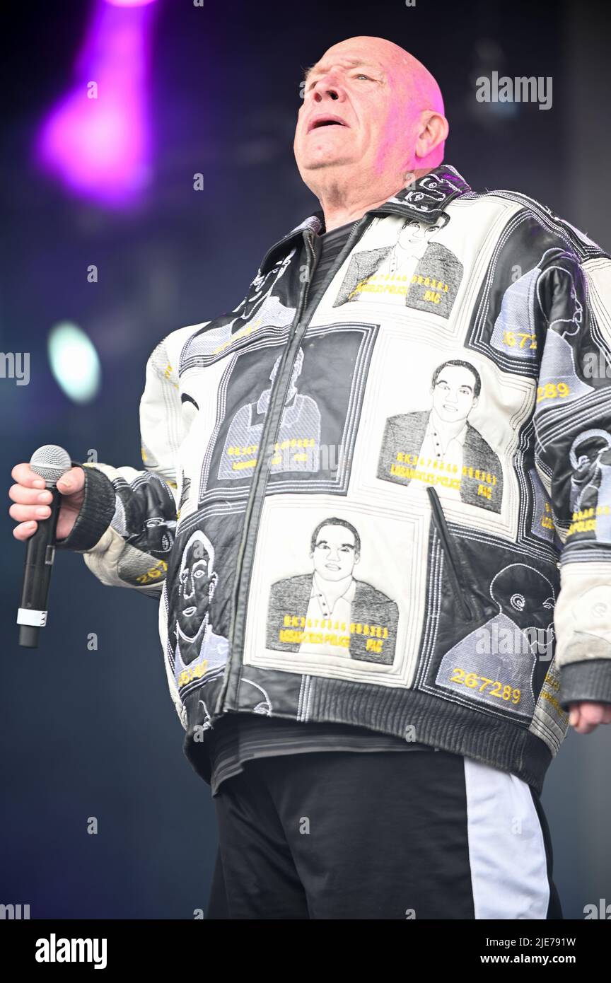 Buster bloodvessel performing bad manners hi-res stock photography and ...