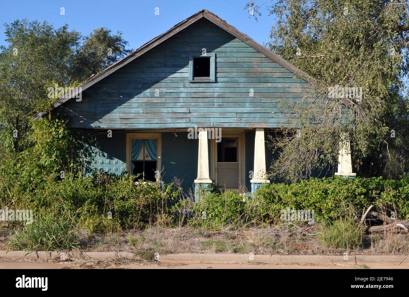 An old house stands along historic Route 66 in the small town of Texola ...