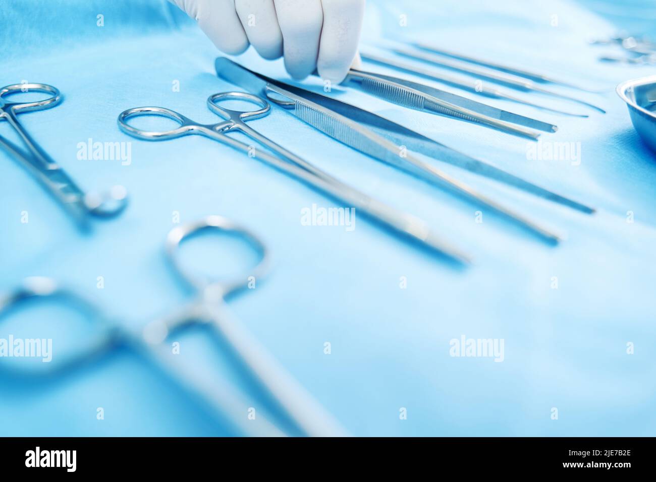 Surgical instruments tools hands hi-res stock photography and images ...