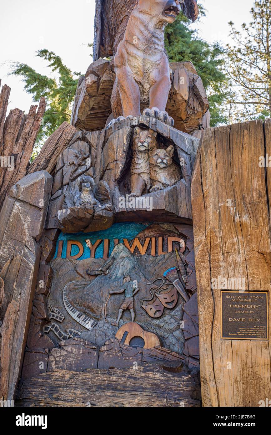 The Idyllwild Tree Monument. Idyllwild, California, USA Stock Photo - Alamy