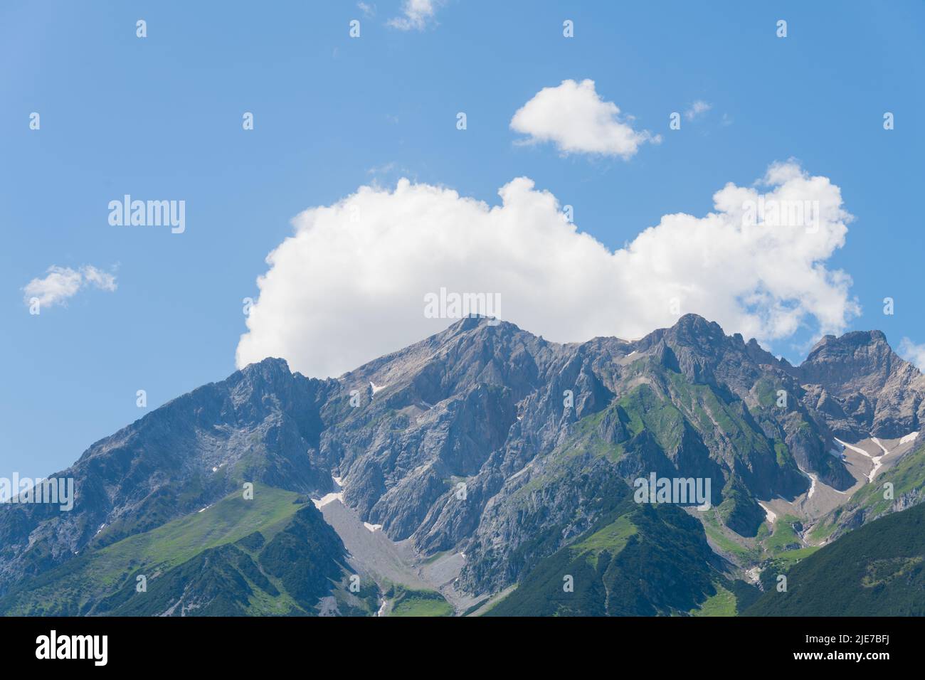 Grassy circuit hi-res stock photography and images - Alamy