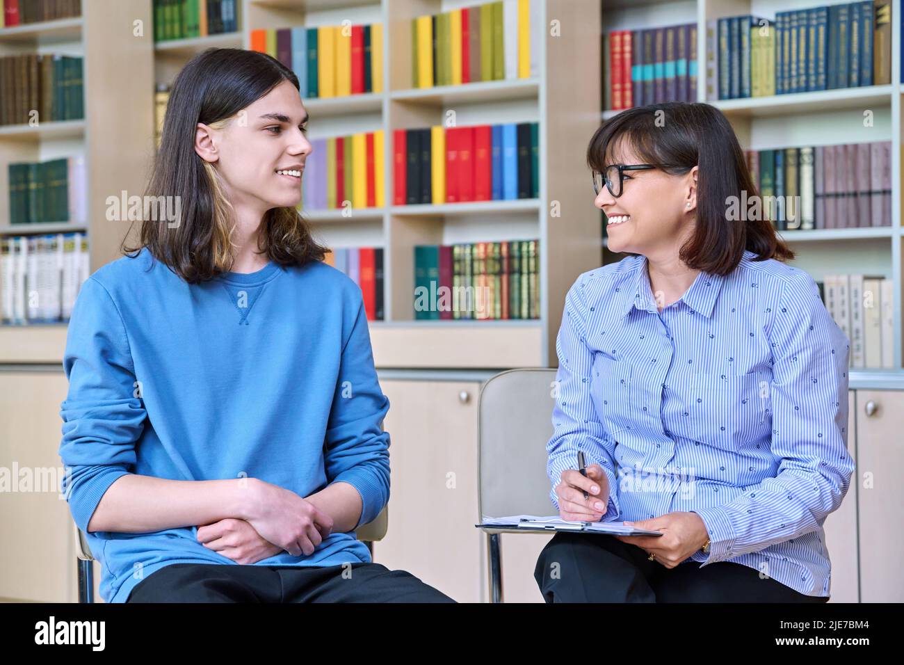 Interview two people school hi-res stock photography and images - Alamy