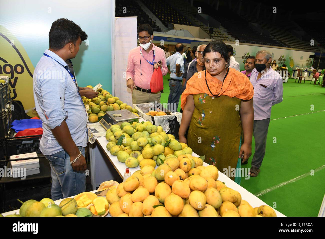 Mango festival hi-res stock photography and images - Alamy