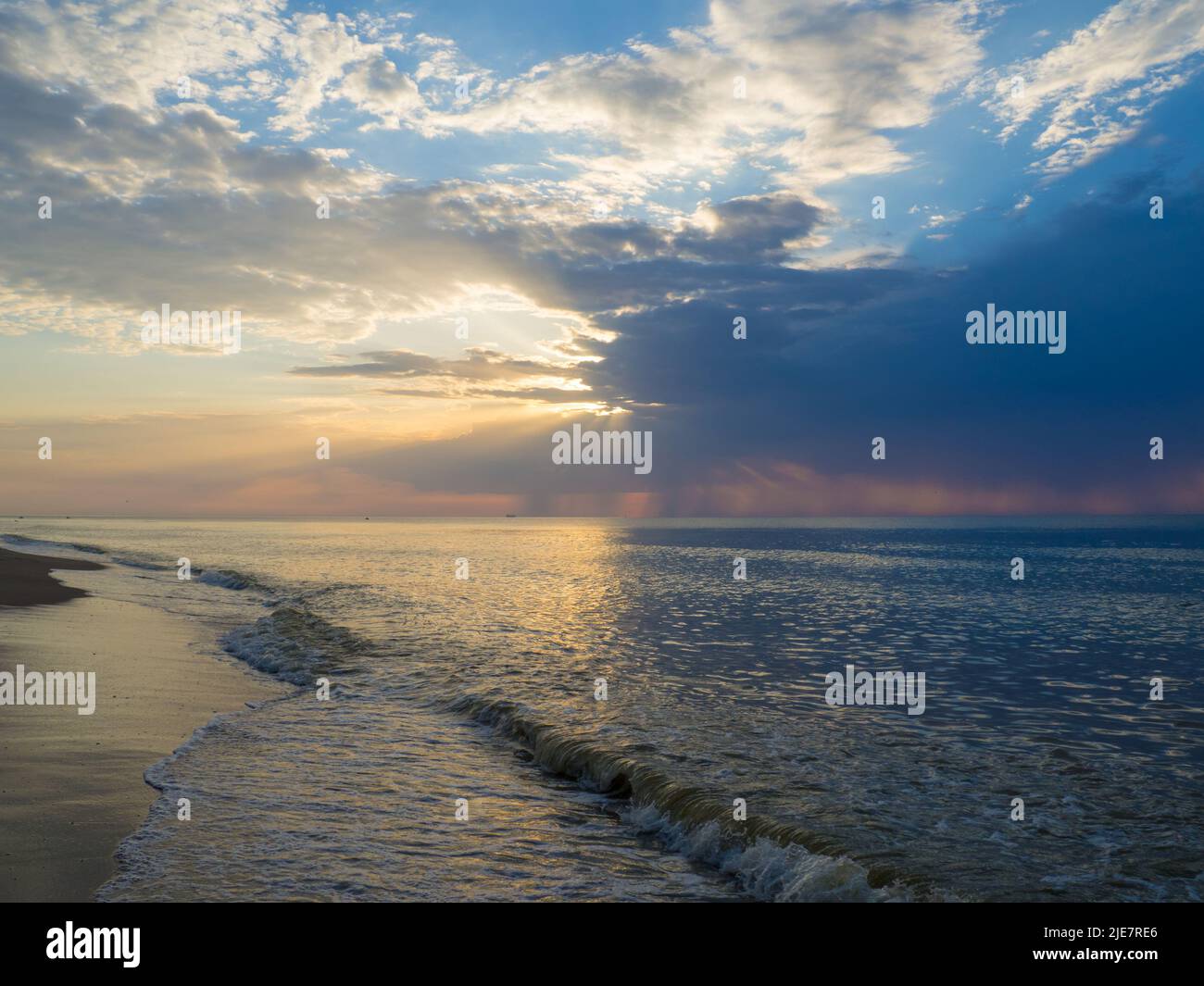 The Beauty of Sunrise waves Stock Photo - Alamy