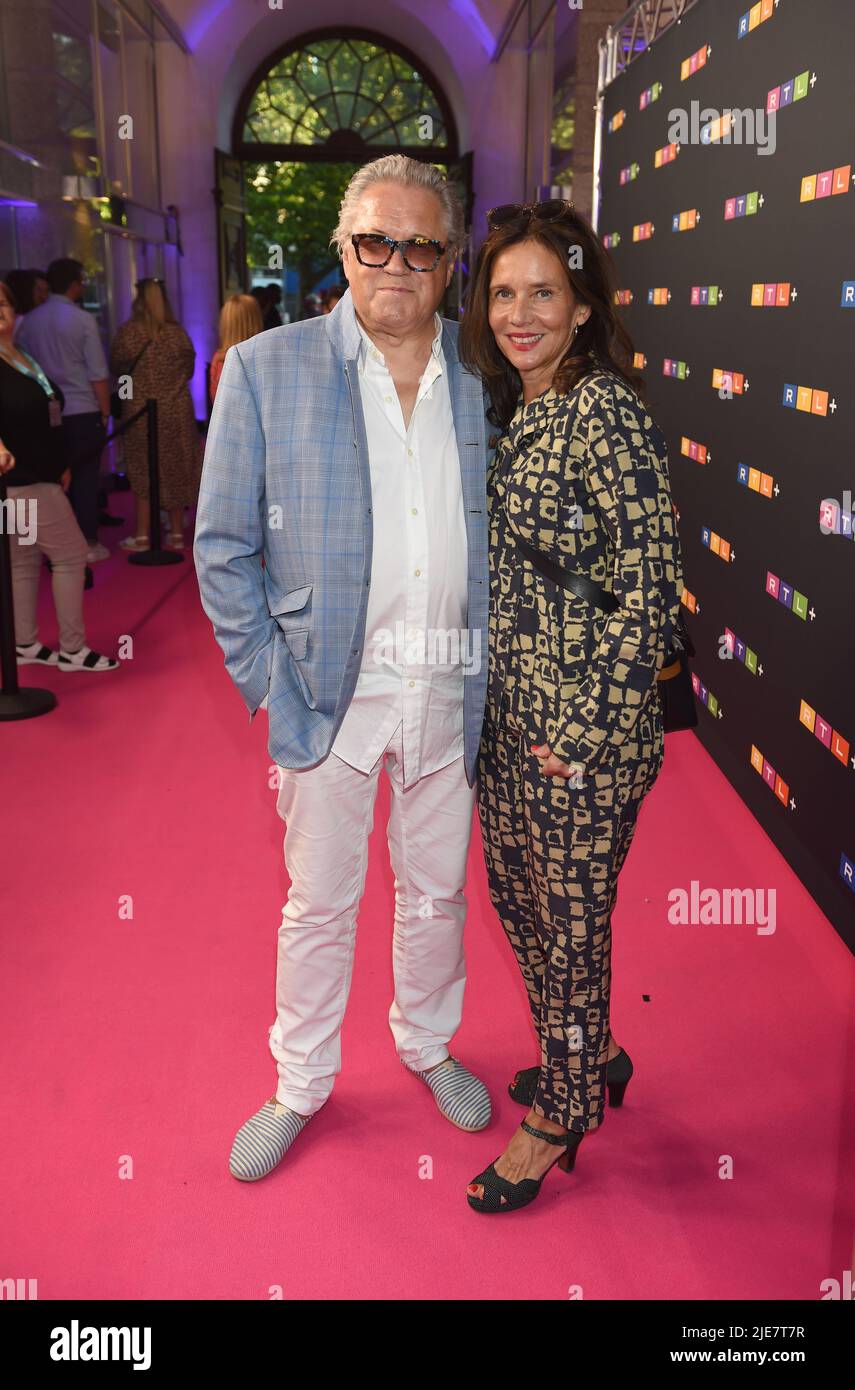 Munich, Germany. 25th June, 2022. Actor Michael Brandner and his wife ...