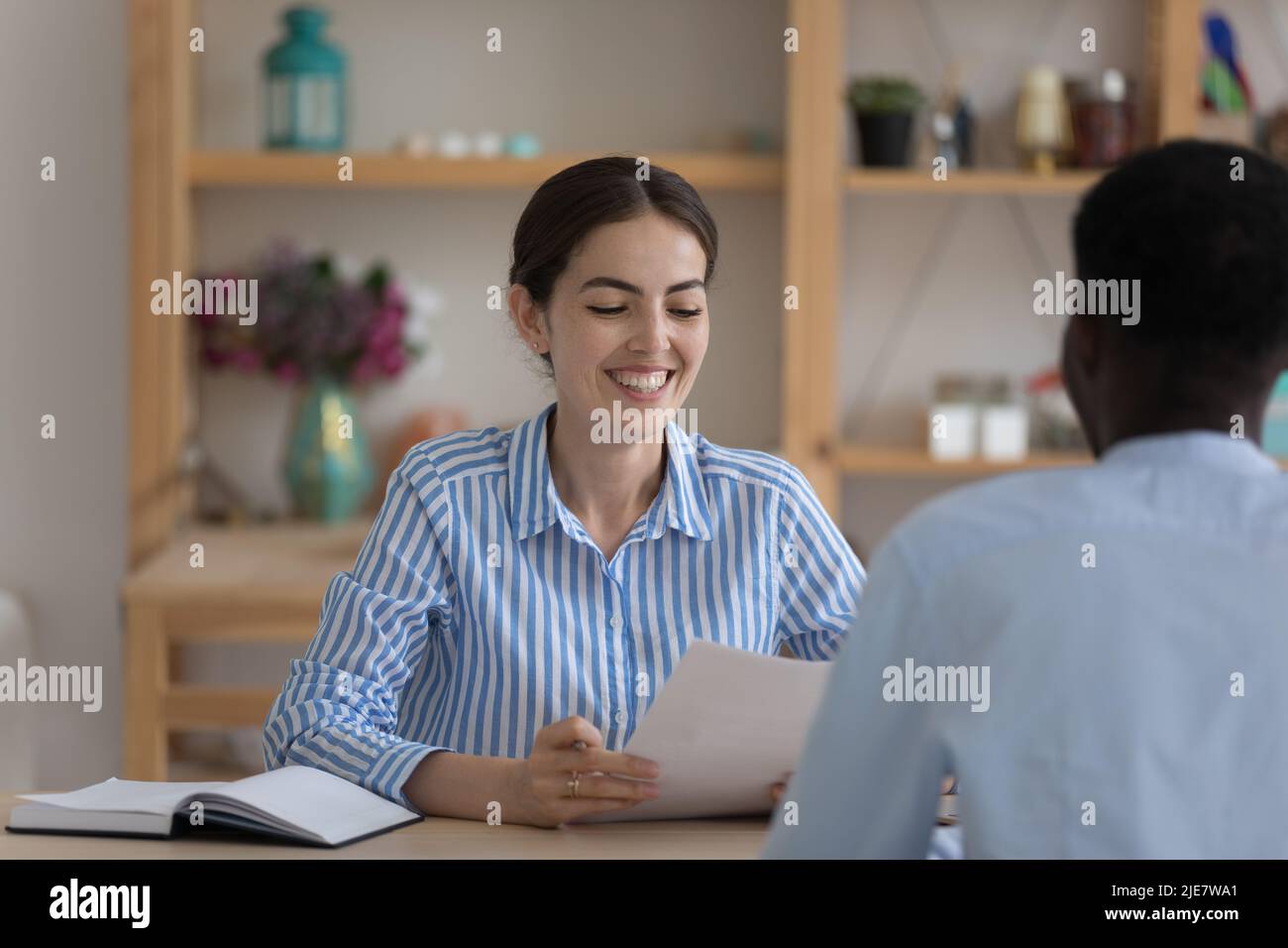 Interviewer african hi-res stock photography and images - Alamy
