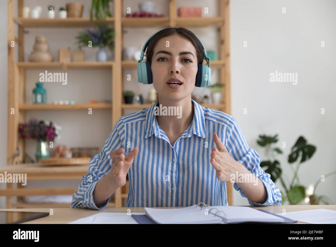 Videocall business one on one hi-res stock photography and images - Alamy