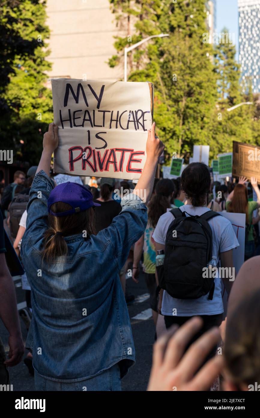 Seattle, USA. 25th Jun, 2022. Pro Choice protest in downtown after the ...