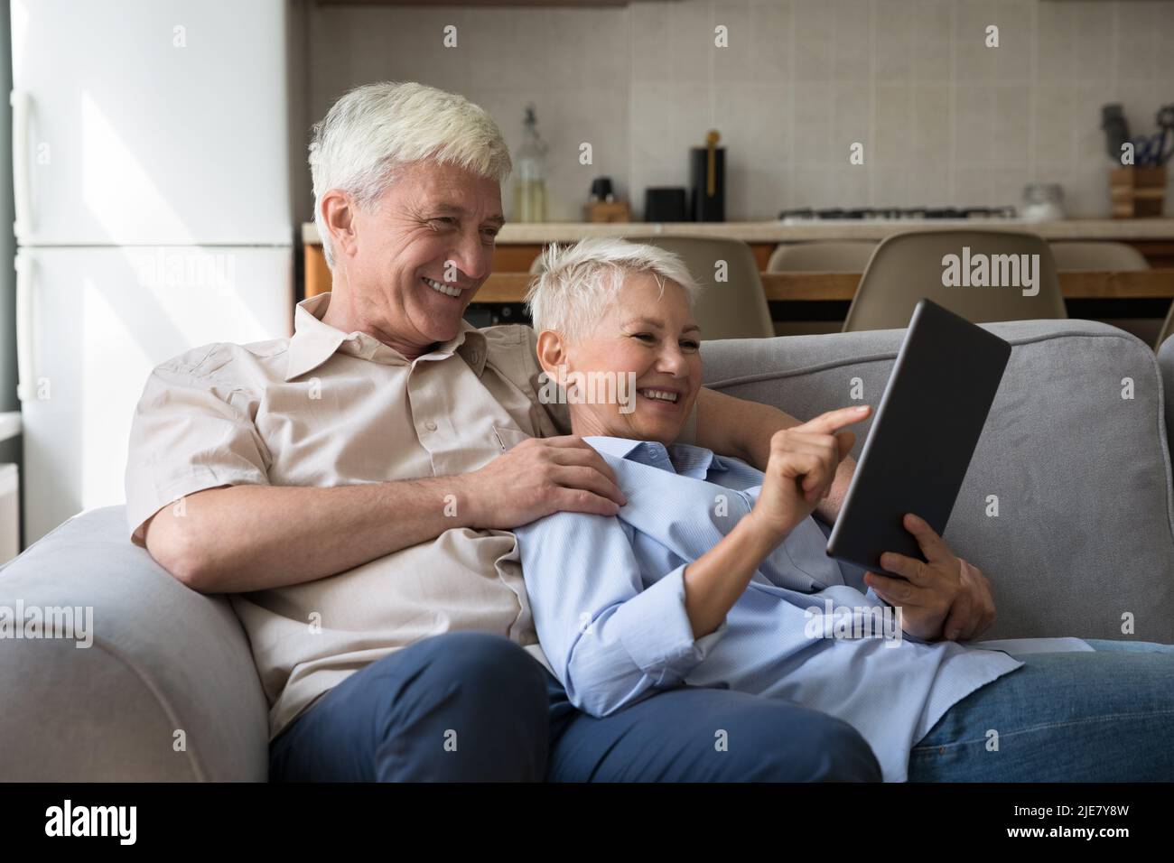 Spouses consumers hi-res stock photography and images - Alamy