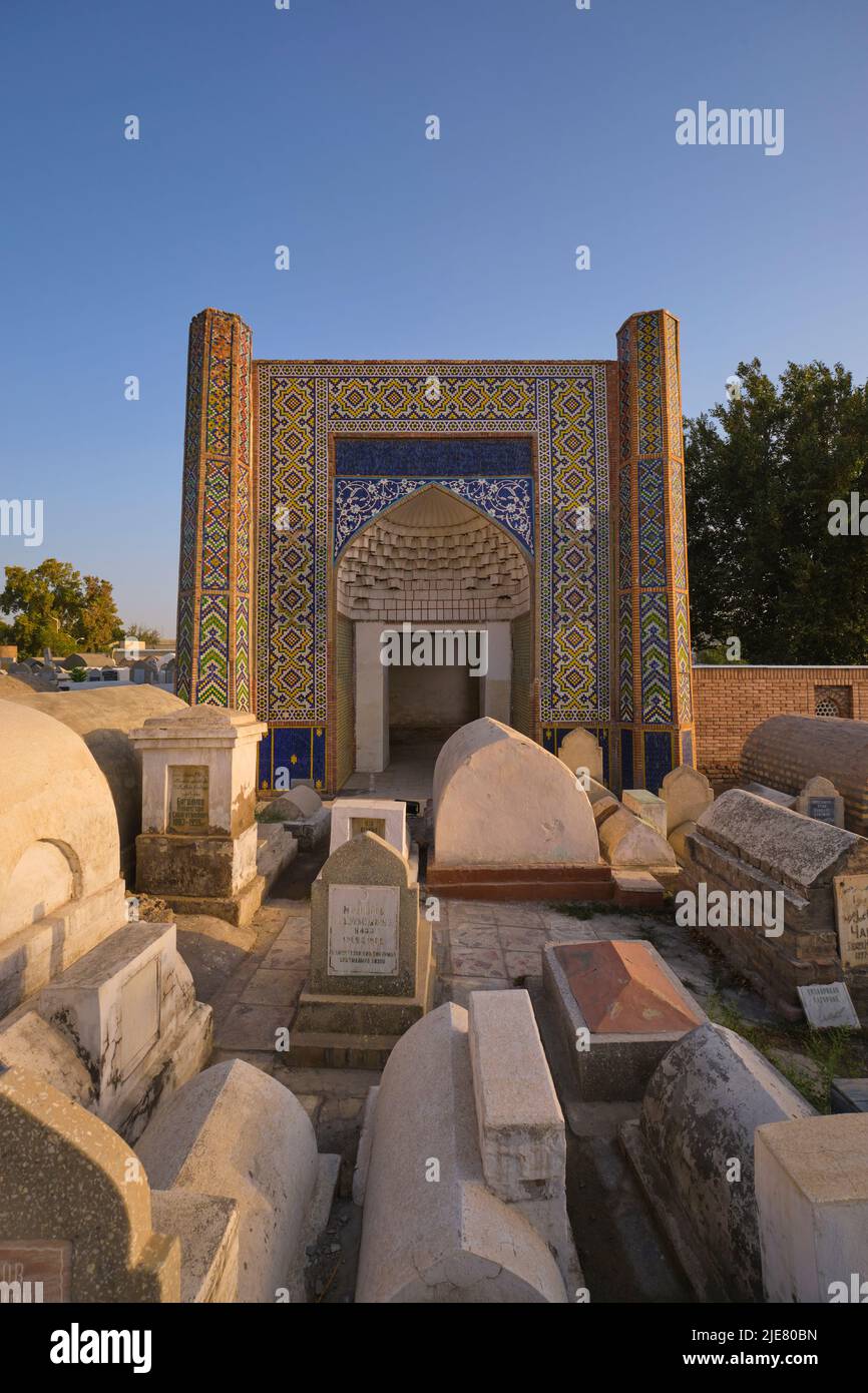 A view of the equisite, small, tiled Modari Khan Mausoleum with tombs ...