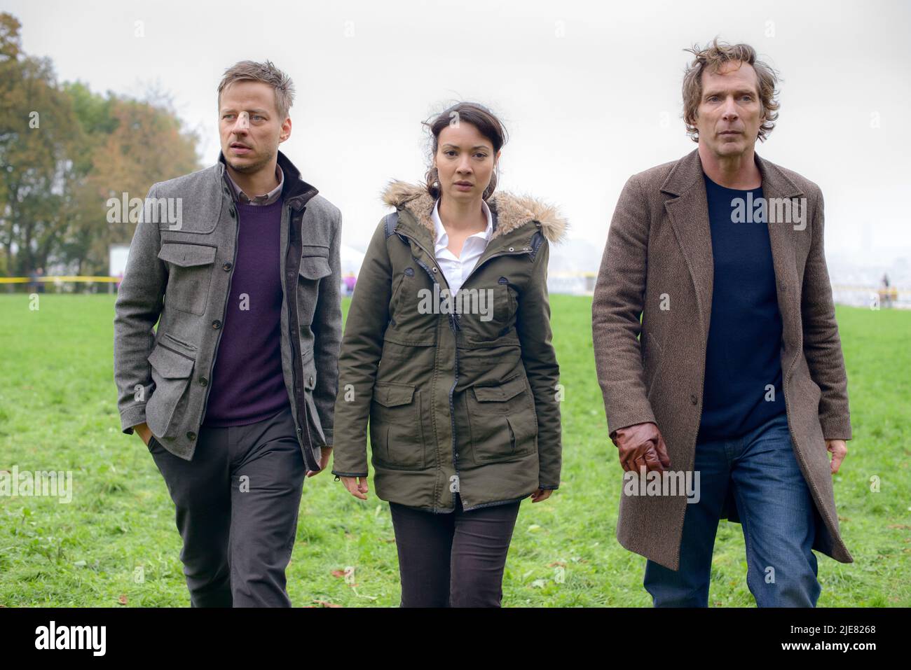 WILLIAM FICHTNER, TOM WLASCHIHA and MOON DAILLY in CROSSING LINES (2013 ...