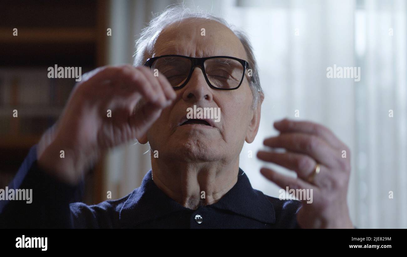 Giuseppe tornatore morricone hi-res stock photography and images - Alamy