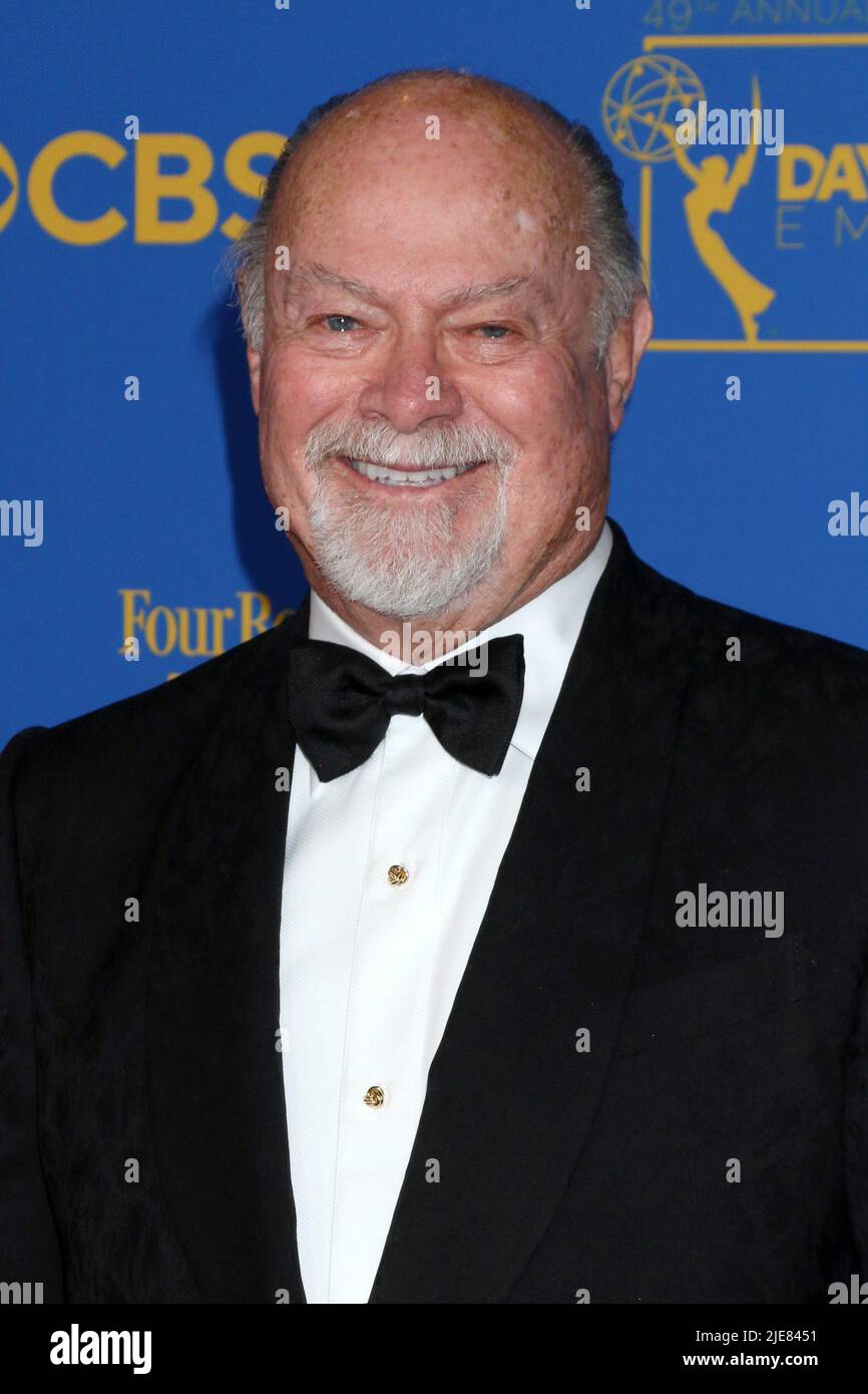 LOS ANGELES - JUN 24: Ed Scott at the 49th Daytime Emmys Awards at ...