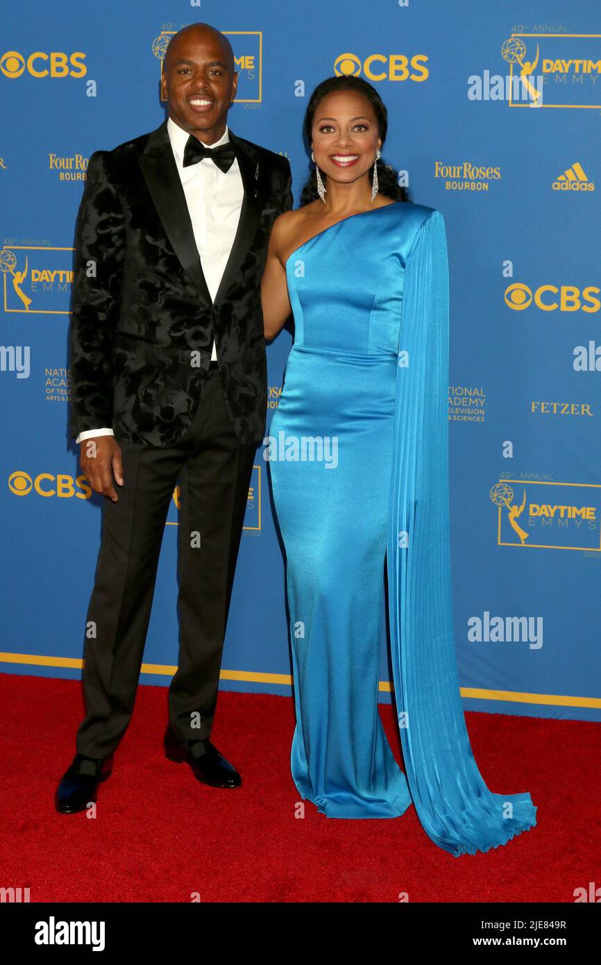 LOS ANGELES - JUN 24: Kevin Frazier, Nischelle Turner at the 49th ...
