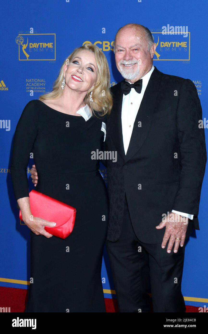 LOS ANGELES - JUN 24: Melody Thomas Scott, Ed Scott at the 49th Daytime ...