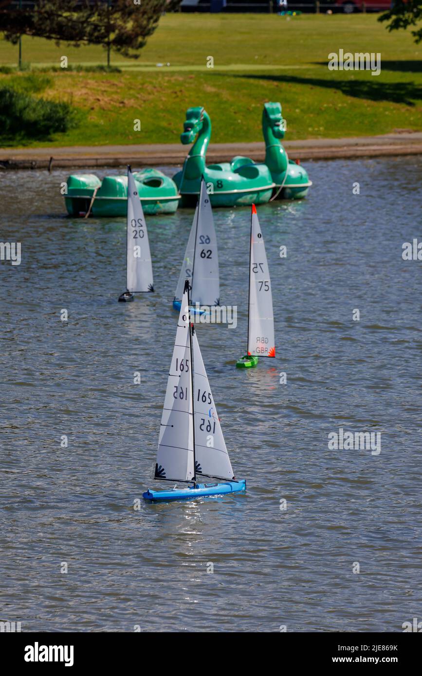 Sailing on Portishead lake Stock Photo - Alamy