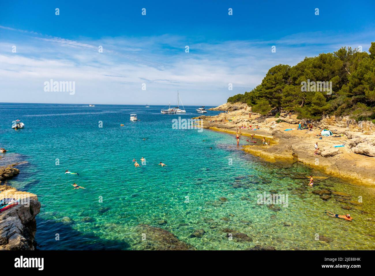 Summer exploration tour incl. a small beach walk around the port city ...
