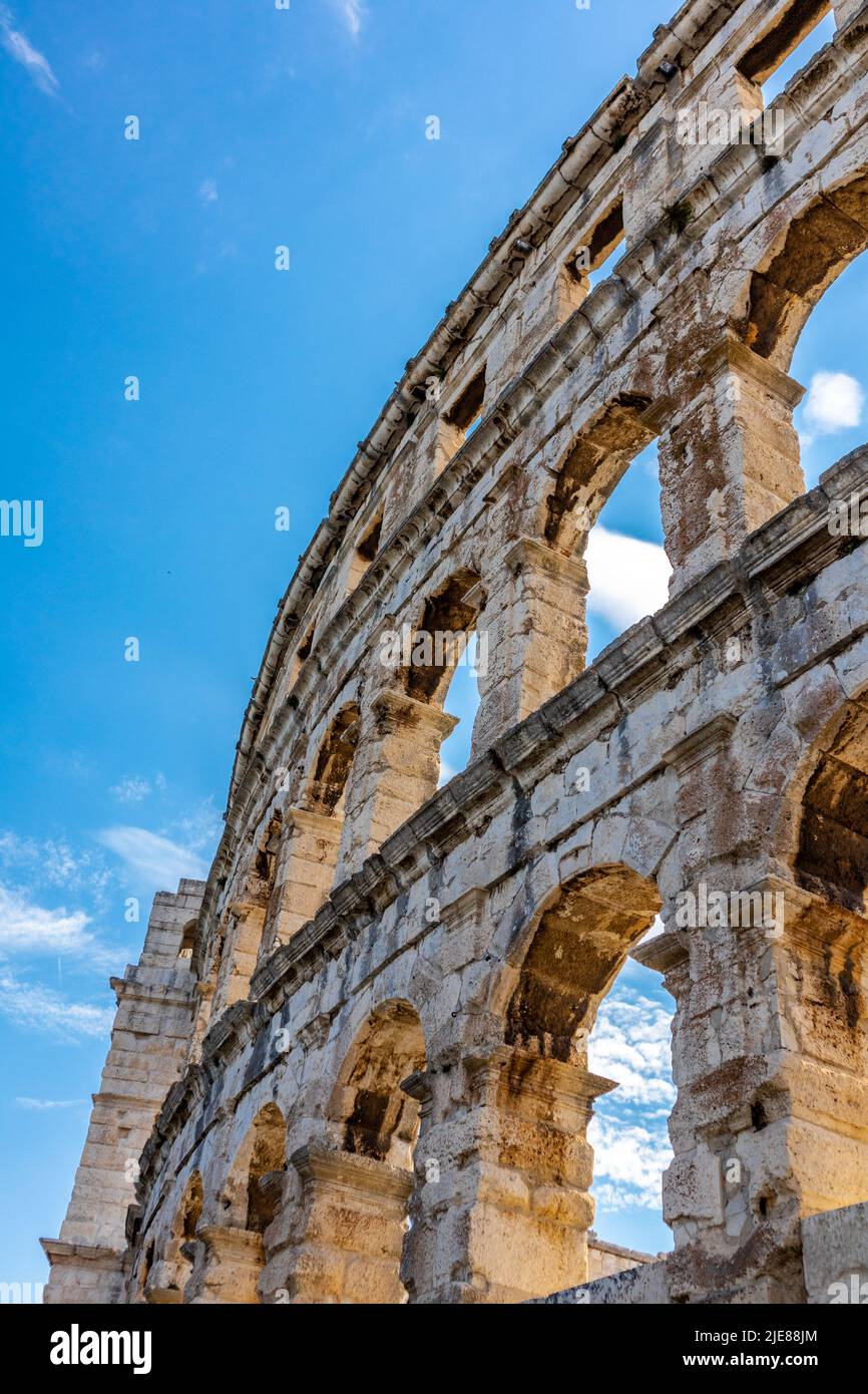 Summer exploration tour incl. a small beach walk around the port city ...