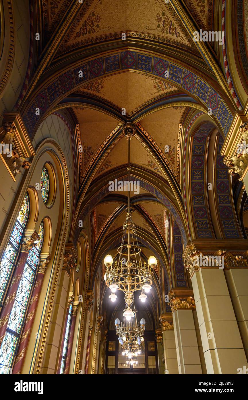 Budapest, Hungary. Interior of the Hungarian Parliament building Stock ...