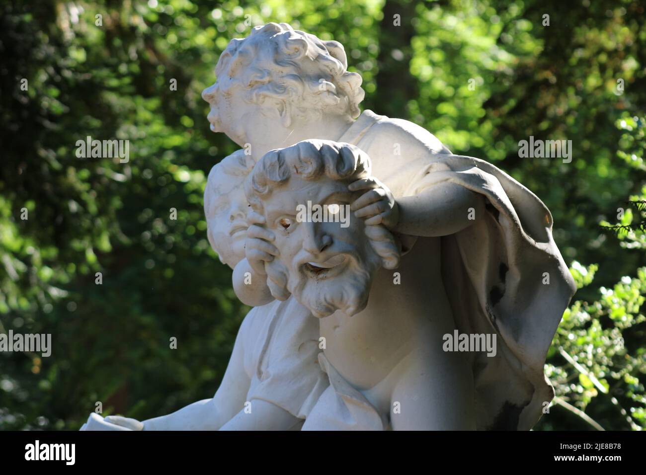 Faces of mask hi-res stock photography and images - Alamy