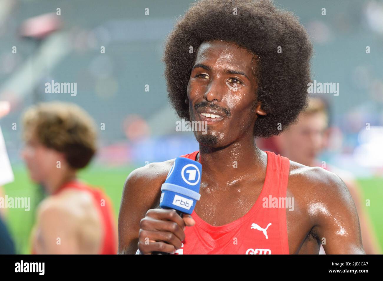 Mohumed Mohamed (LG Olympia Dortmund) after winning the 5000 metre run ...