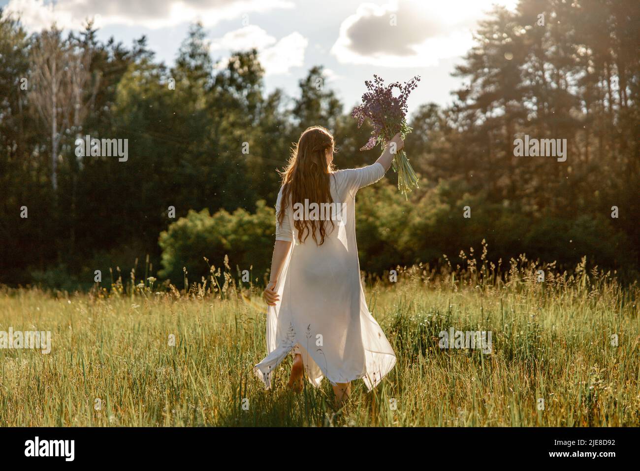 Dance movement hi-res stock photography and images - Alamy