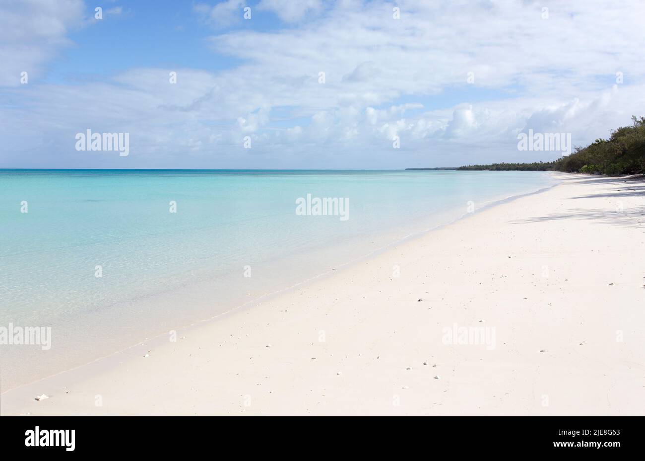 View of Ouvea sand beach in New Caledonia Stock Photo - Alamy