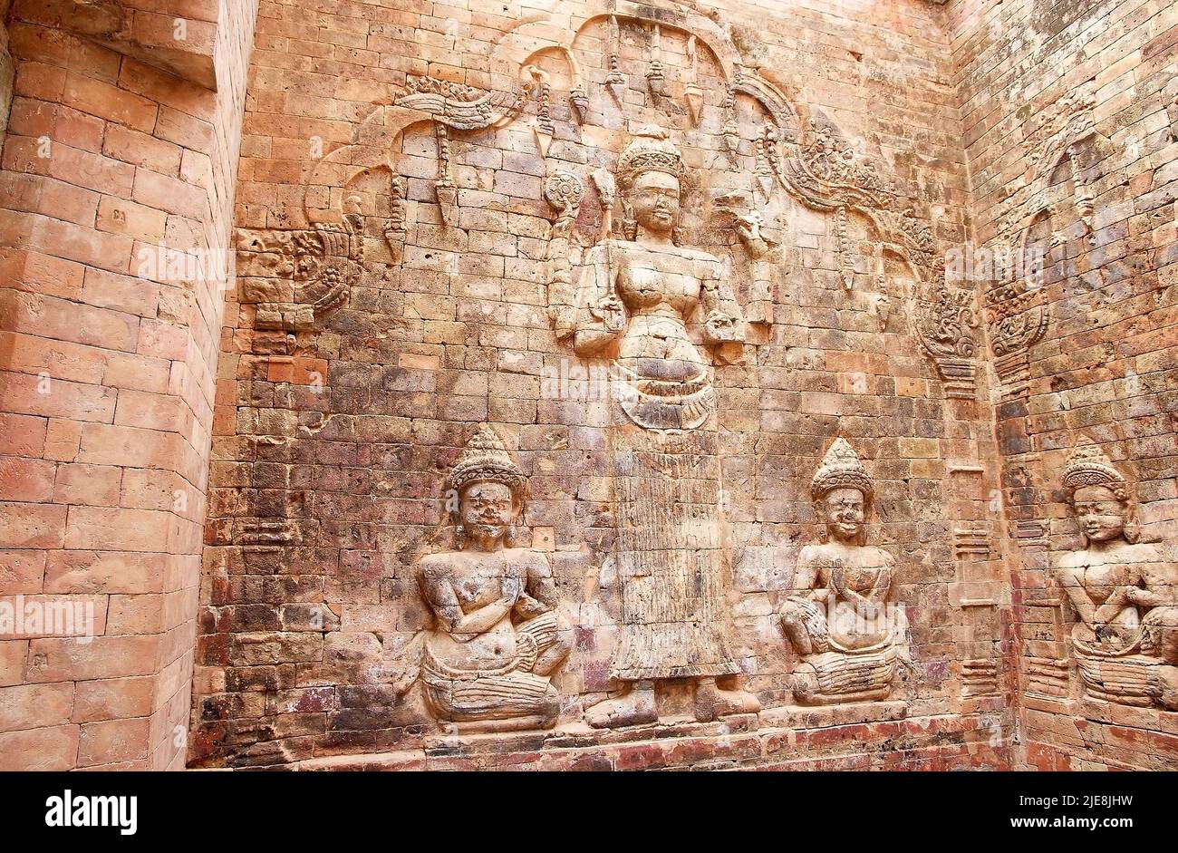 The bas relief on the interior wall of the north tower at Prasat Kravan ...