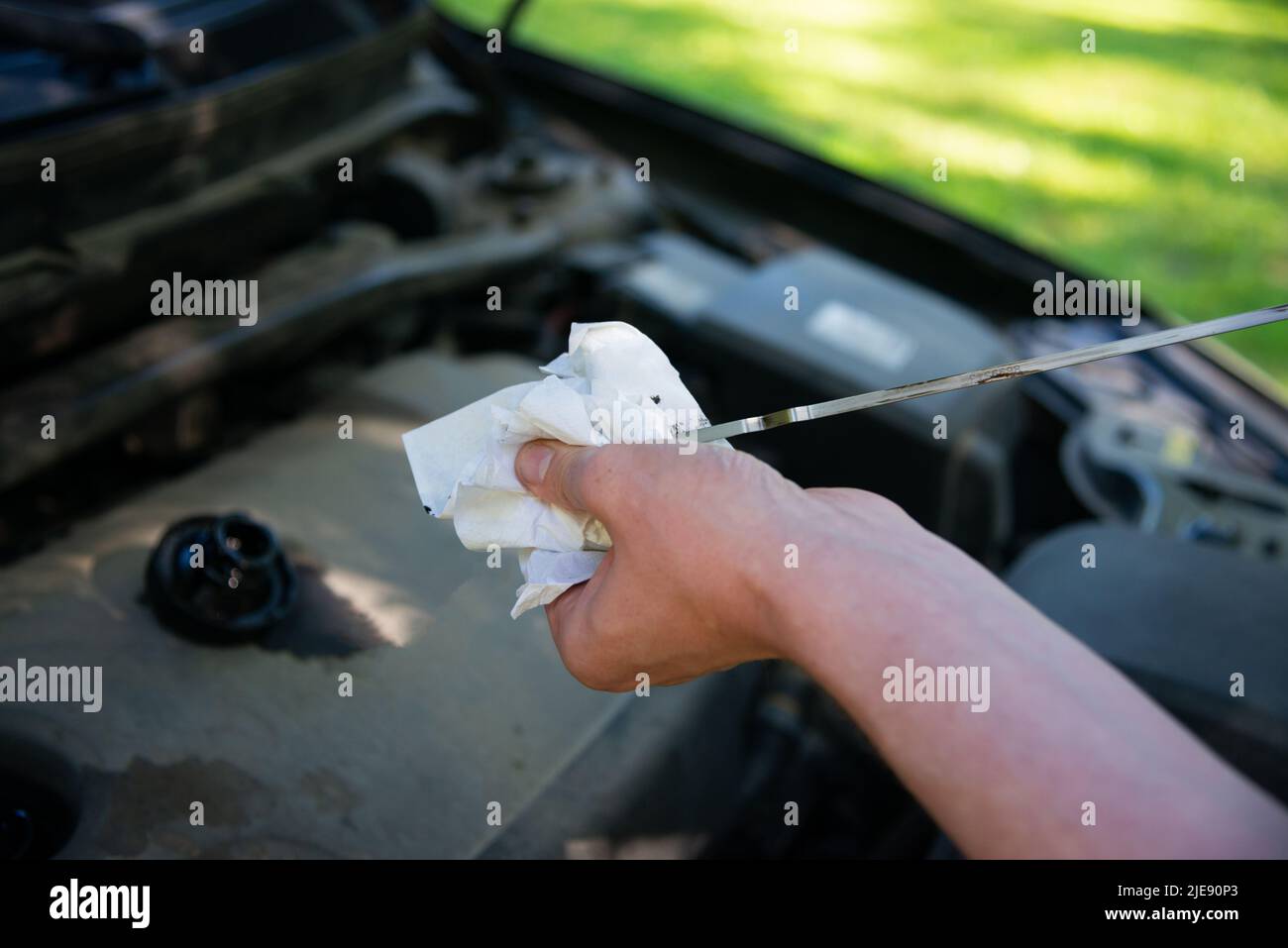 Car engineer with part hi-res stock photography and images - Alamy