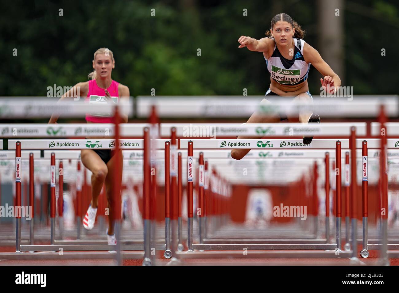 Zoe sedney hi-res stock photography and images - Alamy