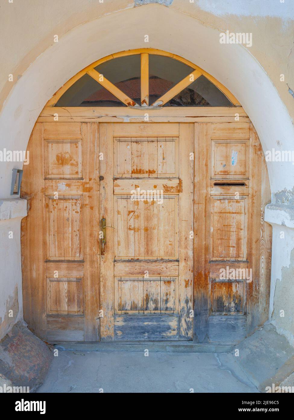 Architecture detailed door hi-res stock photography and images - Alamy