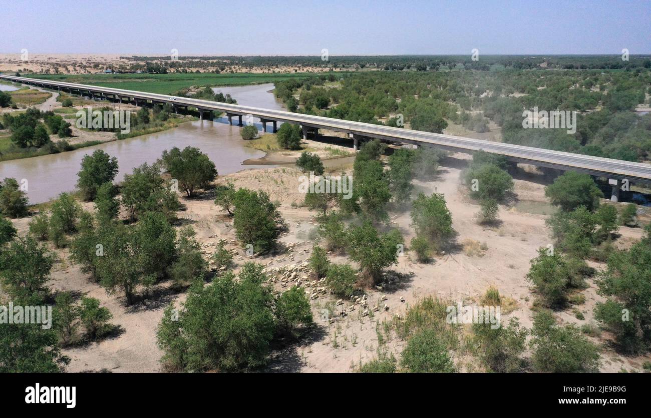 Xinj hi-res stock photography and images - Alamy