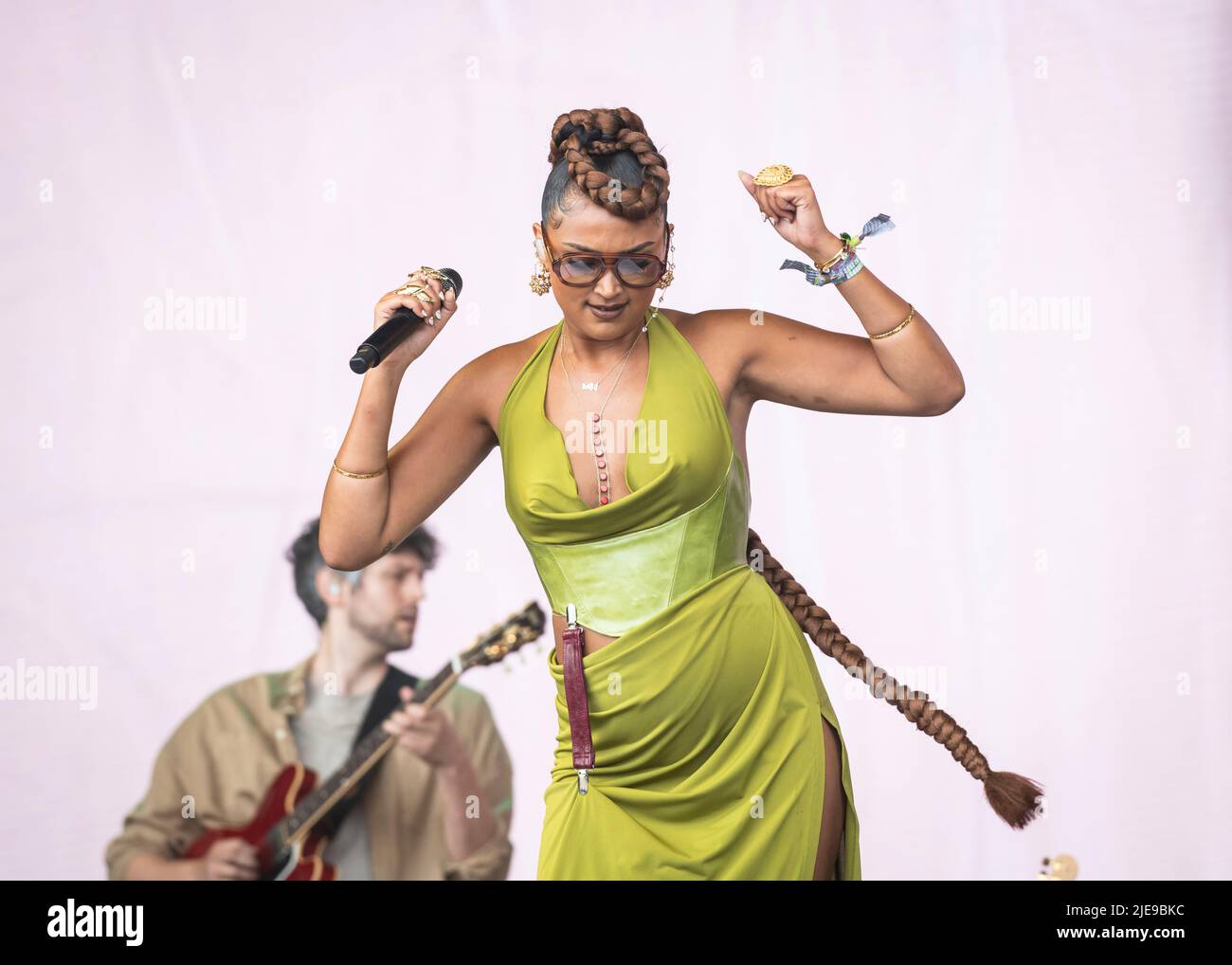 Joy crookes glastonbury 2022 hi-res stock photography and images - Alamy