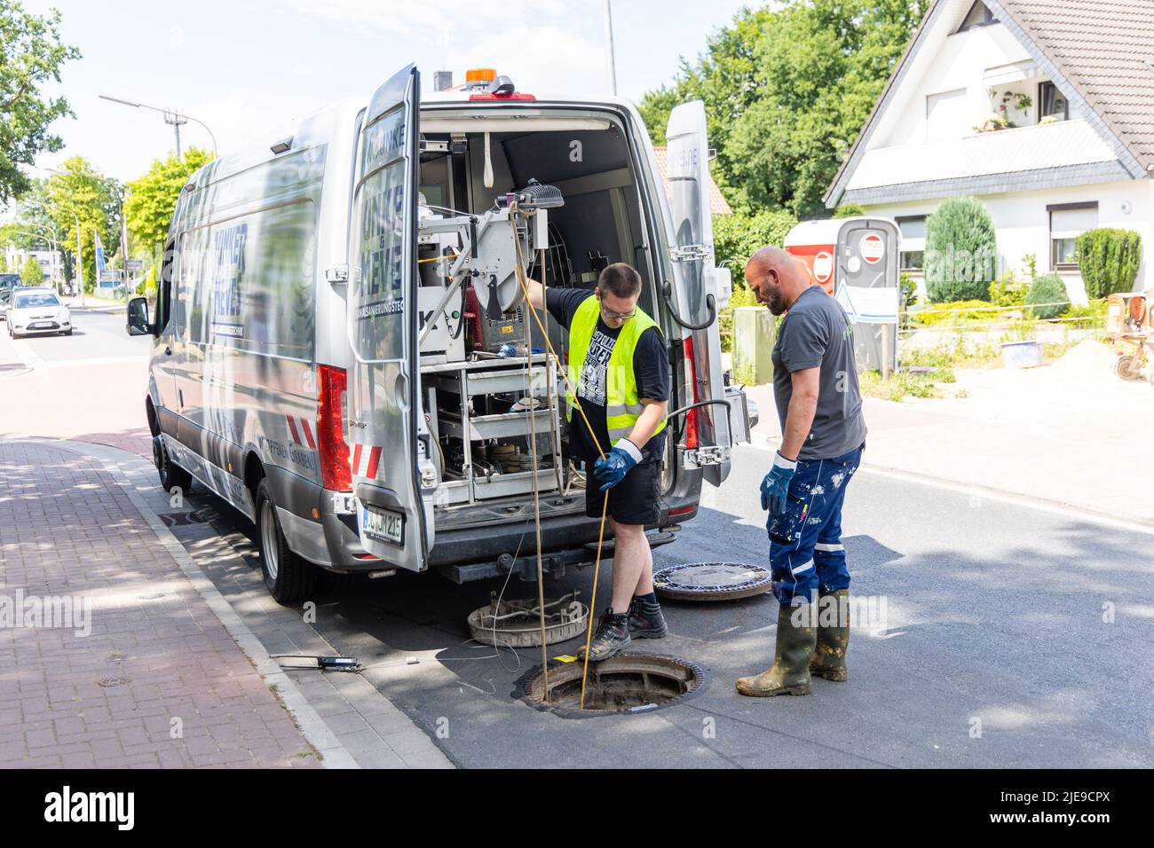 Oldenburg, Germany. 26th June, 2022. Damian Bodde (l) and Marc ...