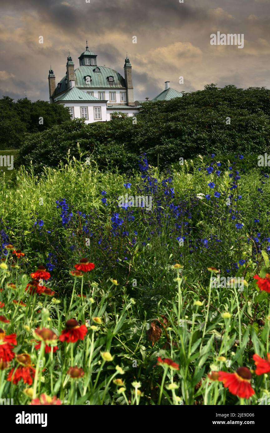 castle of fredensborg in denmark 2005 Stock Photo - Alamy